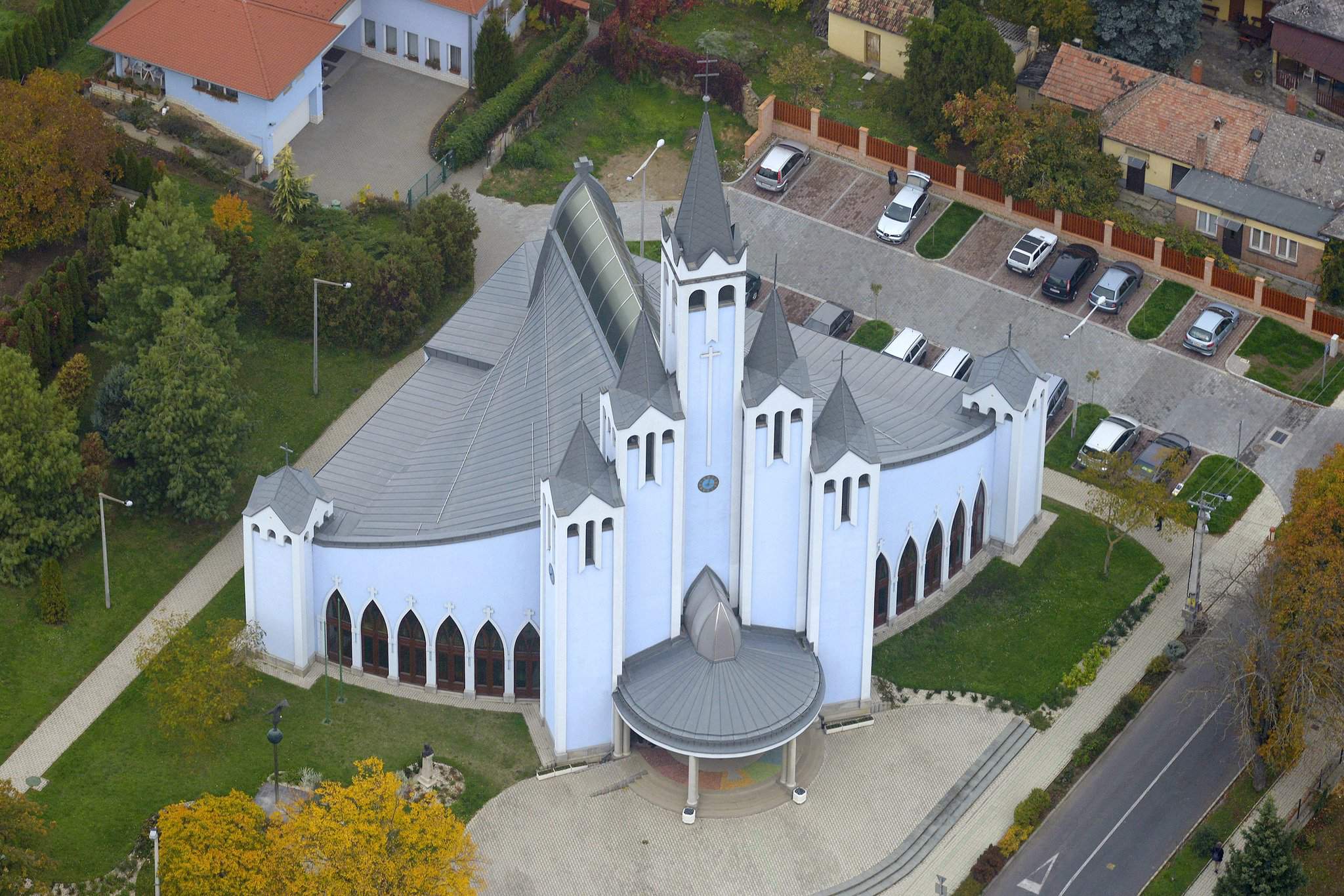 The most modern looking Hungarian churches - PHOTOS - DailyNewsHungary