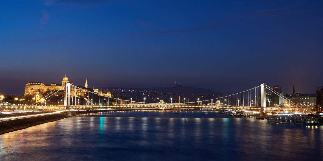 Découvrez les plus beaux ponts de Budapest - PHOTOS - DailyNewsHungary