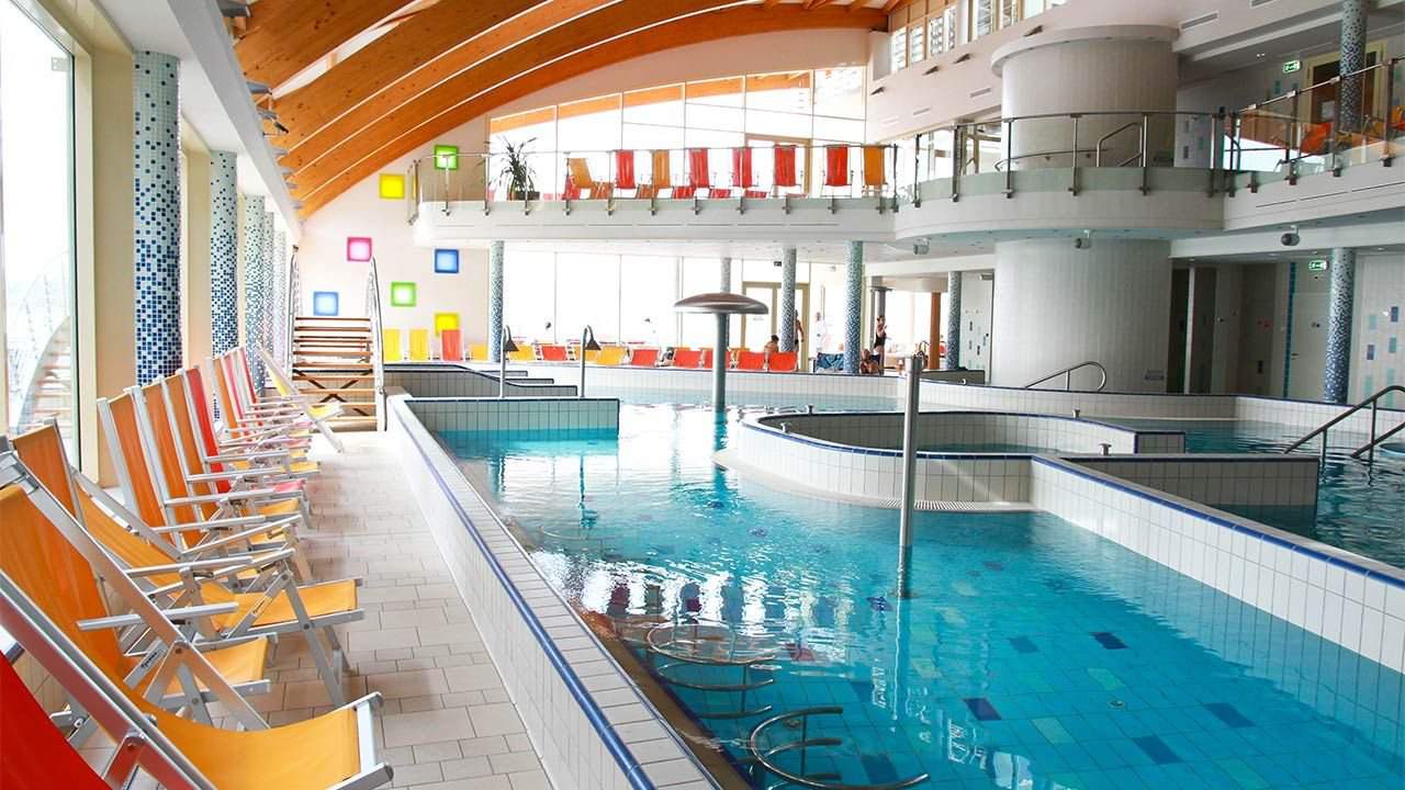 Less known thermal baths in the proximity of Budapest
