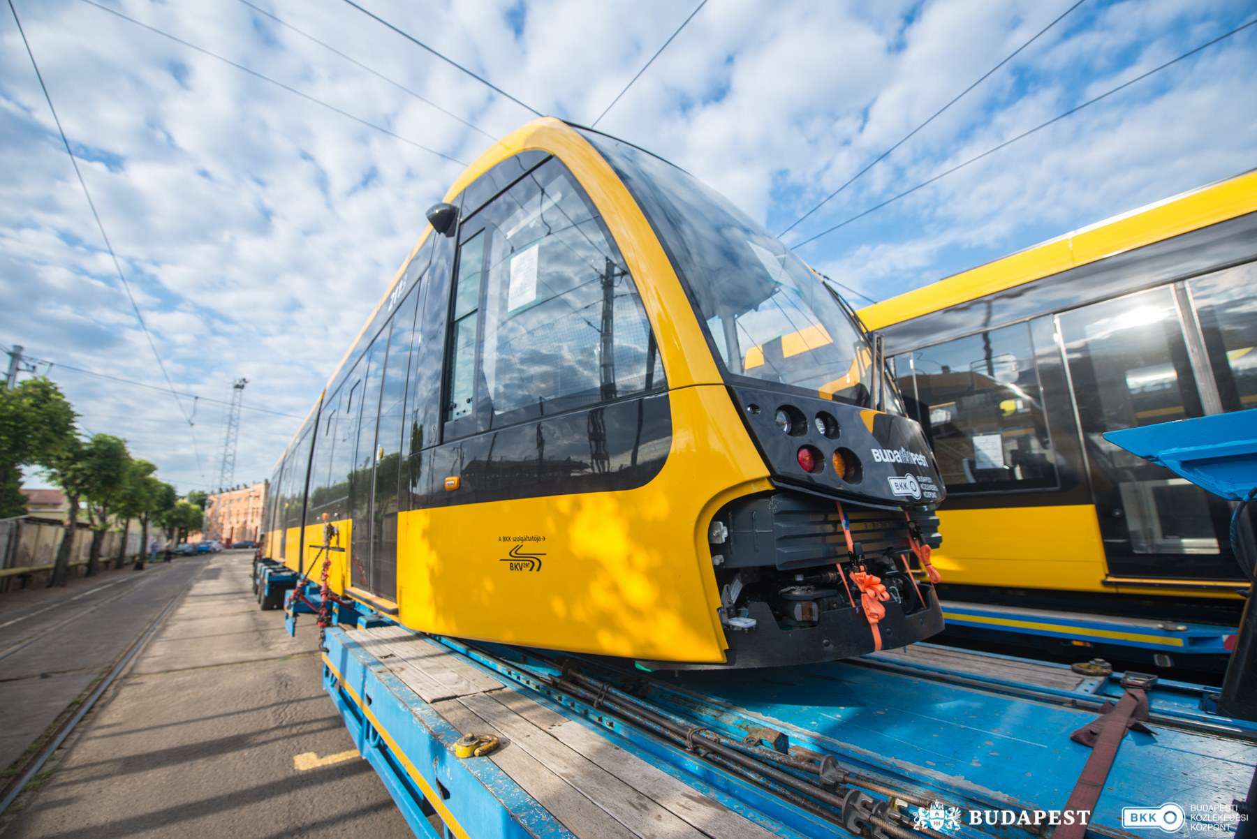 Record breaking Long Trams Coming To Budapest Photos