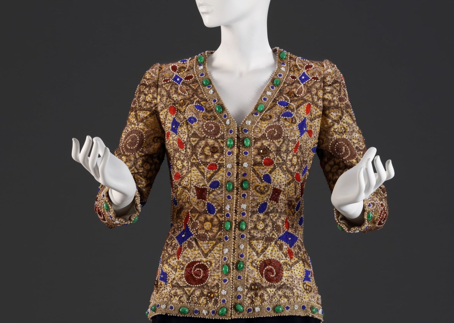 Die Geschichte der Ungarin Coco Chanel, die die Modebranche veränderte ...