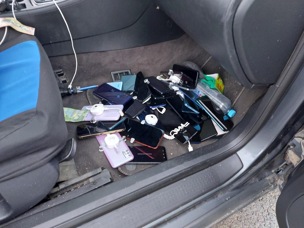 Romanian burglars steal €28,500 in tech devices from large Budapest ...
