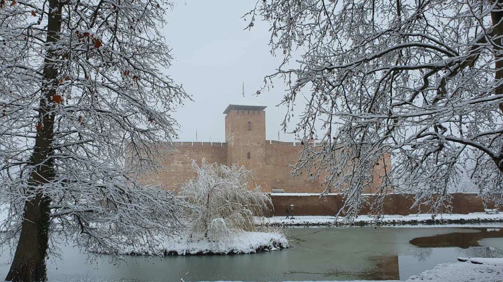 It is finally here! Parts of Hungary covered in 10 cm of snow – PHOTO ...