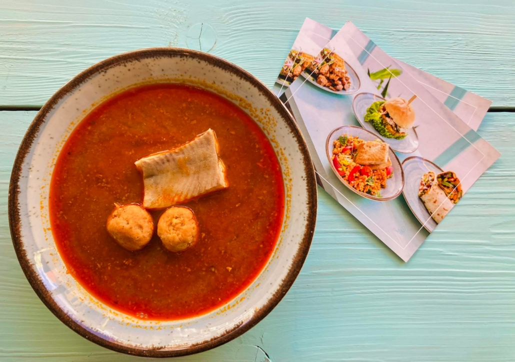 Where to find the best fish soup in Budapest? PHOTOS + RECIPE