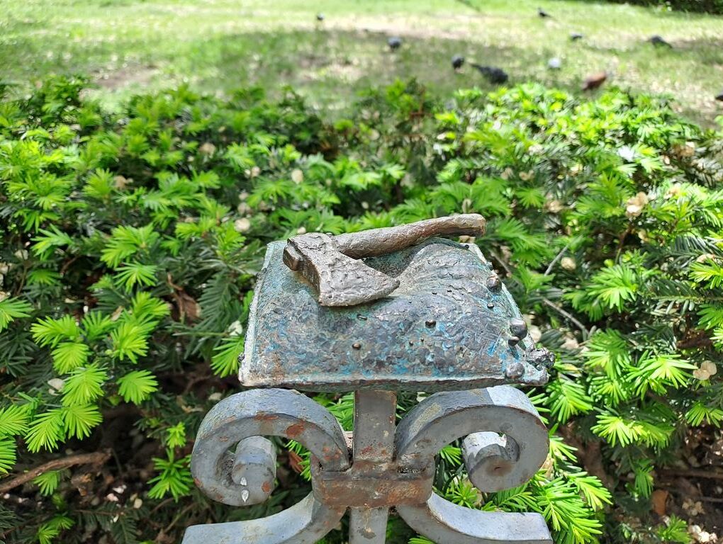 Famous Kolodko sculptures in Budapest – where to spot the miniature ...