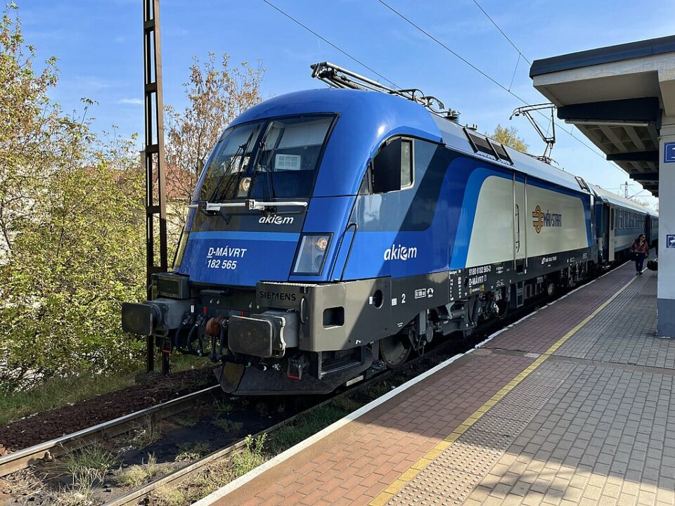 Much-needed upgrade: modern Eurosprinter trains to arrive to Hungary ...