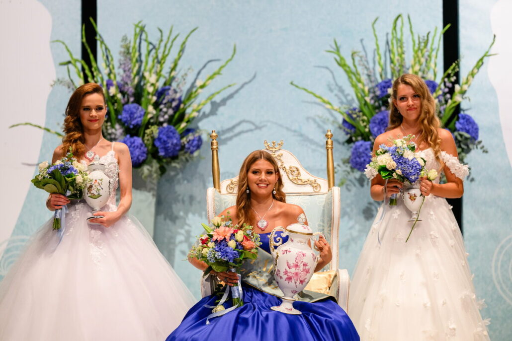 Anna Ball 2024: Here's the most beautiful girl at Lake Balaton – PHOTOS ...