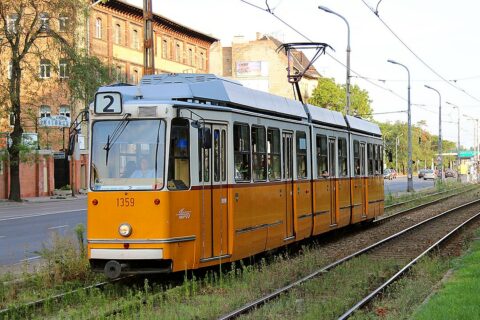 New trams planned for Budapest's scenic Danube promenade, Pest ...