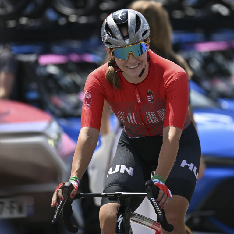 Amazing: Hungarian Blanka Vas shines with 4th place in women's road ...