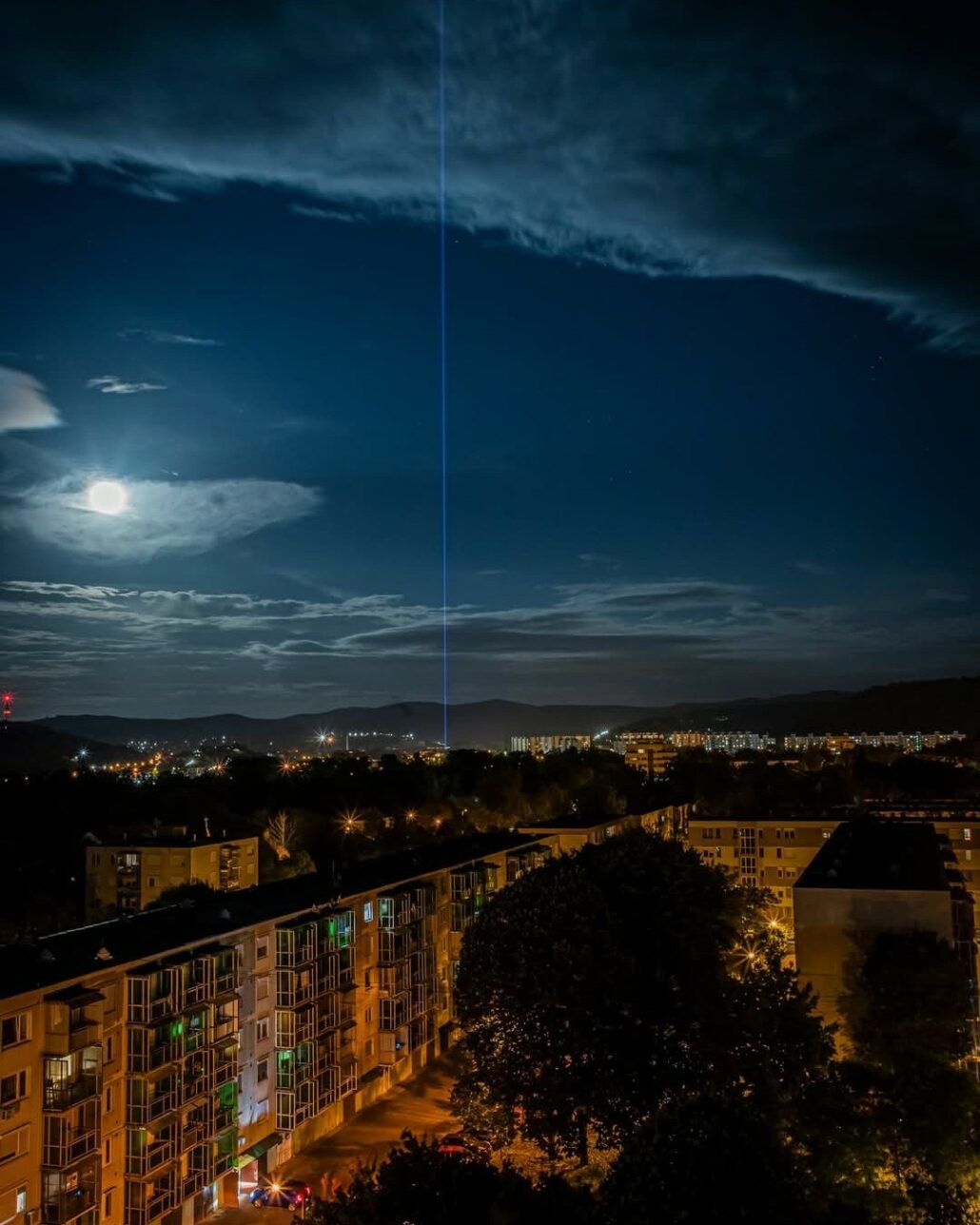 Like Miami: Hungarian town builds spectacular laser cannon sending ...