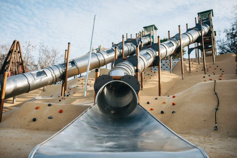 ブダペスト最大の滑り台遊び場の一つがエキサイティングな変身を遂げる - 写真をご覧ください - DailyNewsHungary